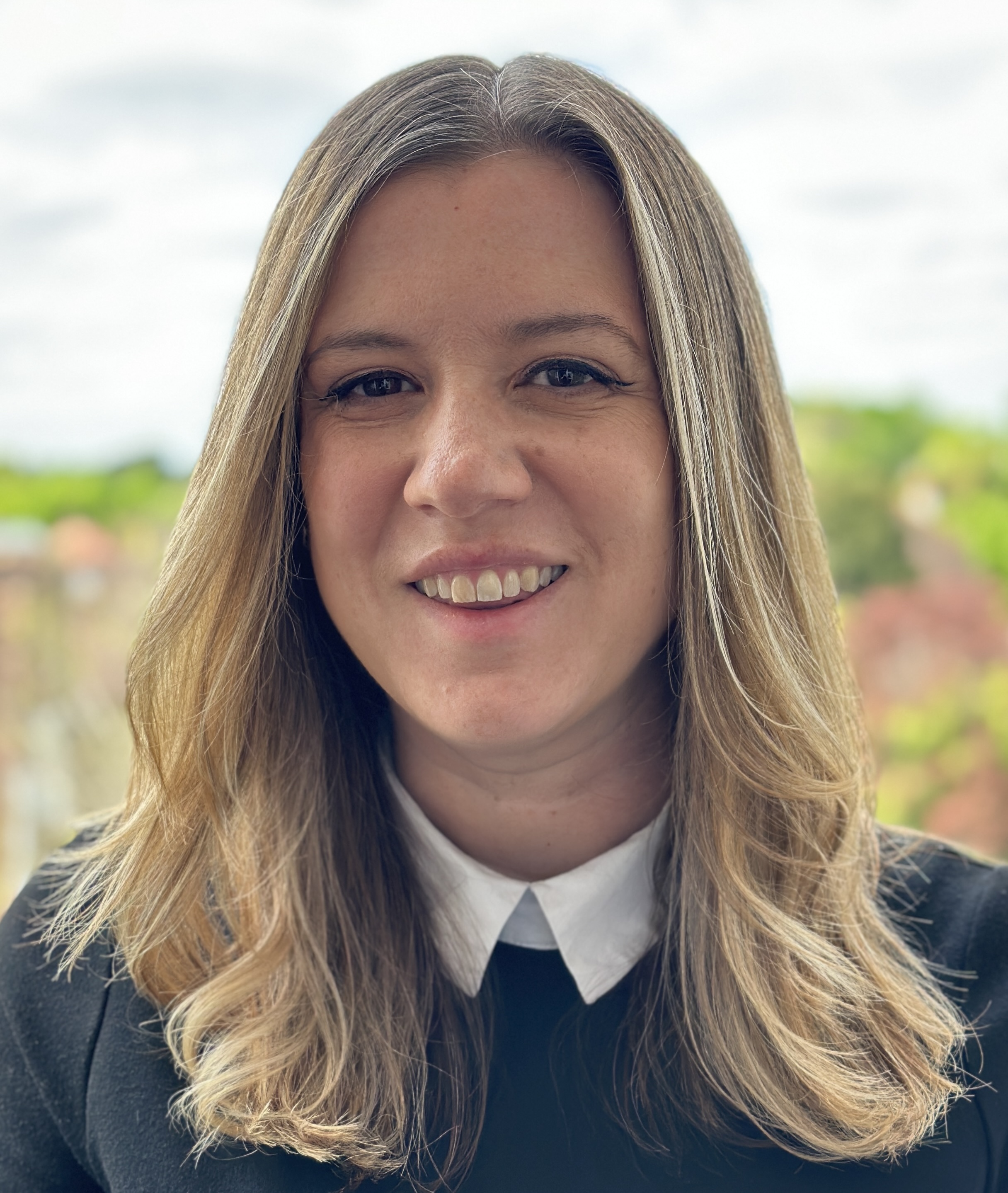 Dr Alex Watson Jones